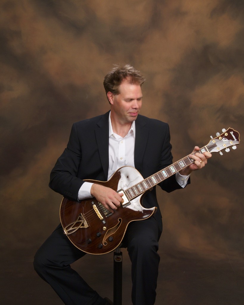 » Photos Chuck Fisher Guitar